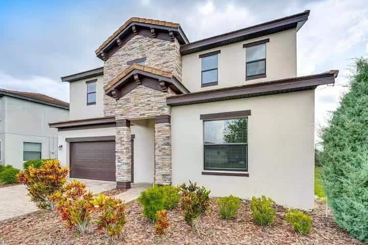 Lakehouse Get Away-
Balmoral Resort Home - Davenport, FL