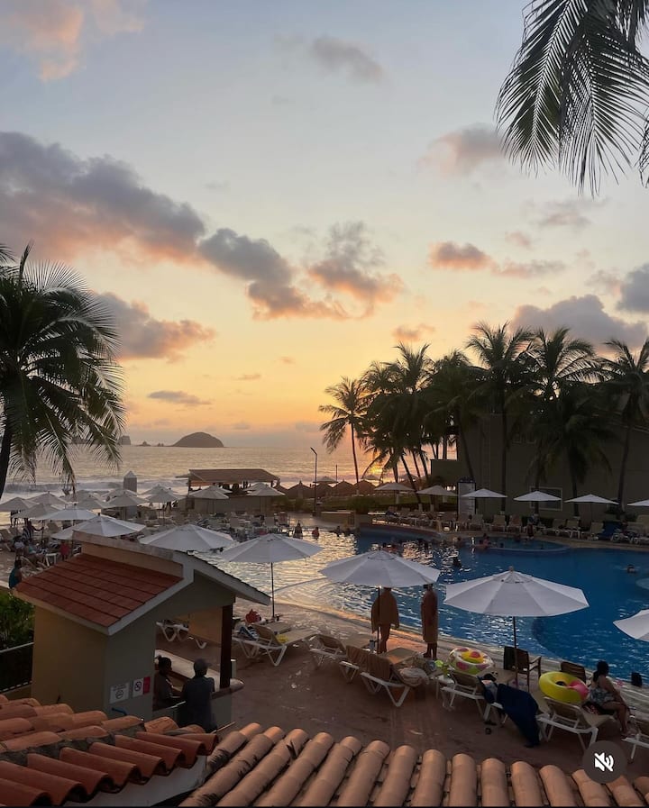 Hermosa A Villa En Plena Zona Hotelera - Ixtapa Zihuatanejo