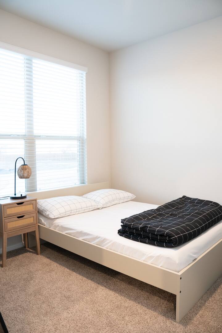 Retro Room W Full Bath In Fw - Fort Worth, TX