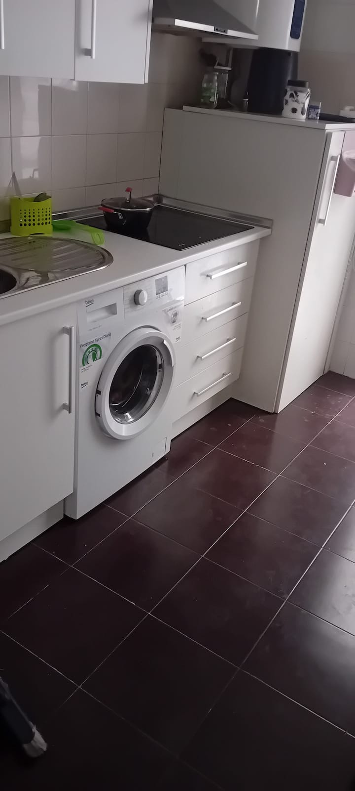 Habitación Recién Pintada - Lucena