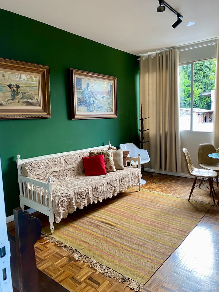 Apartamento Com Garagem: ÓTima Região - Belo Horizonte