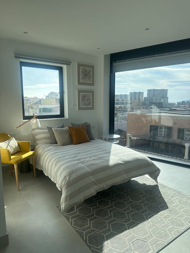 Apartment In Gibraltar - Gibraltar