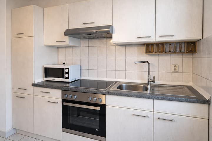 N&n: Apartment - Schloss & Stadtnähe + Garten - Schwerin
