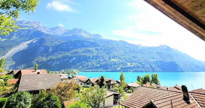 Lake View Chalet Mit Whirlpool&garten/
Parkplatz - Brienz