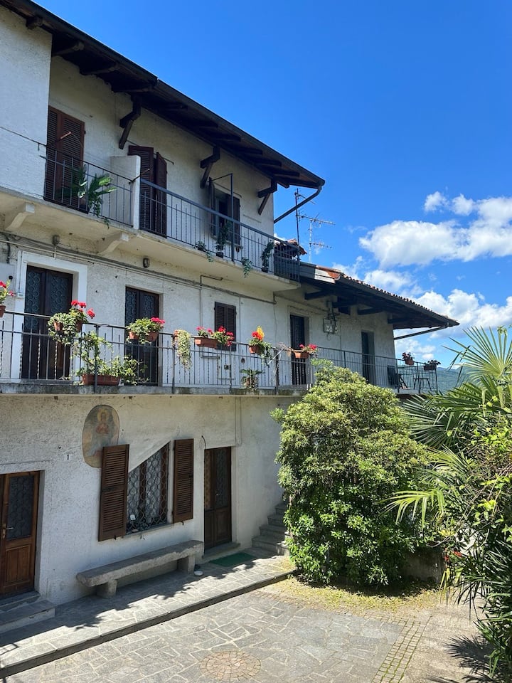 La Casa Del Signore - Stresa