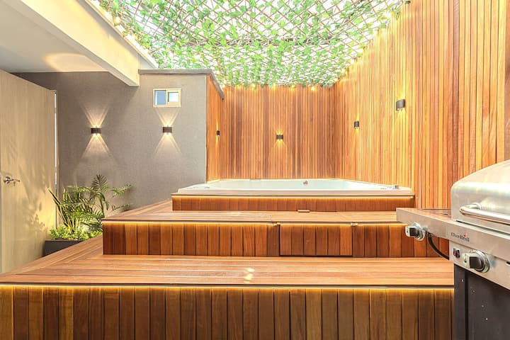 Casa 5 Km Poblado/12 Pax/ Ac/ Jacuzzi/ Bbq/ 5br, - Medellín