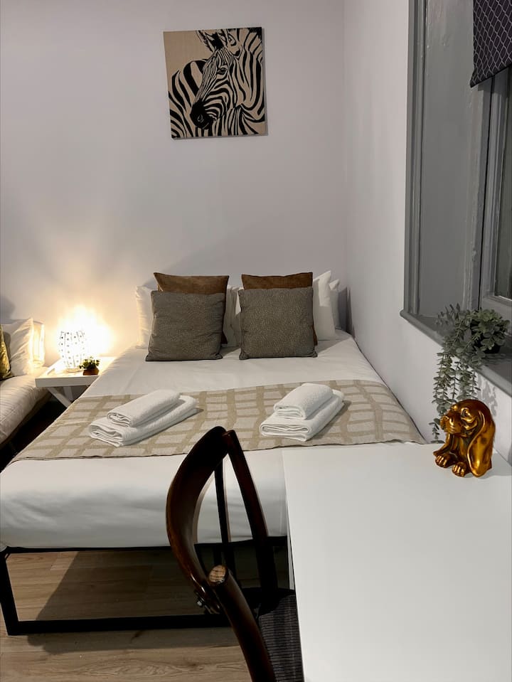 Modern Triple/double Studio At Wolfs House - Greenwich