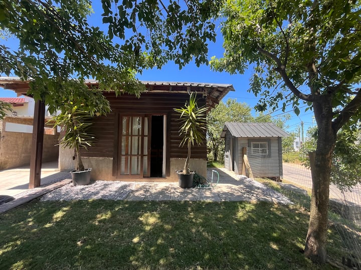 Casa Tipo Cabaña Cerca De La Playa
2 Dormitorios - Maldonado