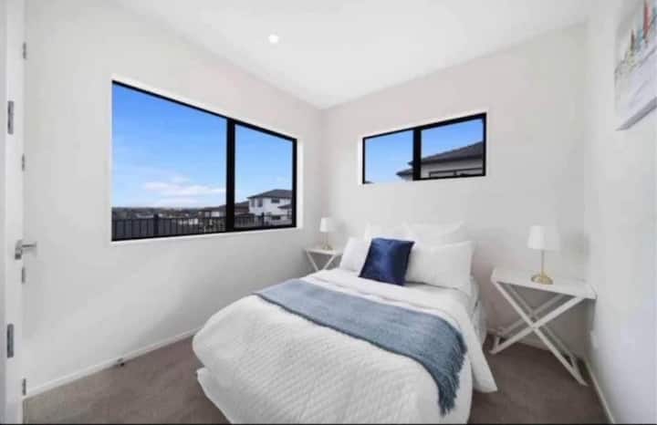 Peaceful Stay In Papakura - Clevedon