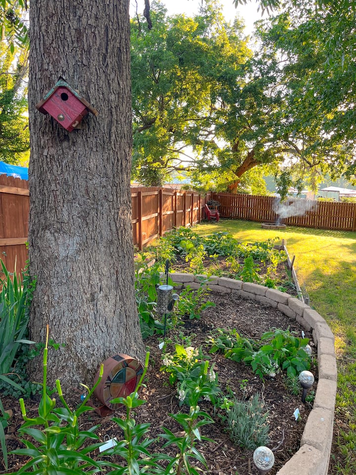 Entire House W/ Fire Pit & Deck 4 Mins To Downtown - Springfield