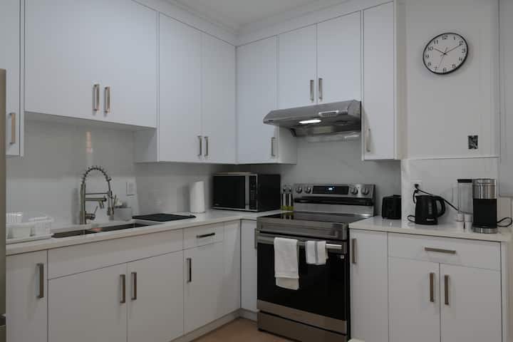 2-bedroom Stay For Max 5 Guests-near Vancouver - Burnaby