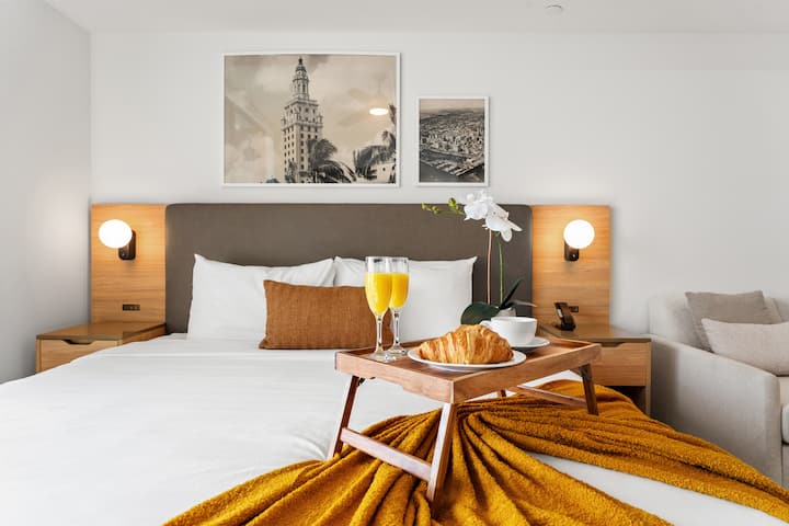 Modern Suite Downtown Miami - Miami, FL