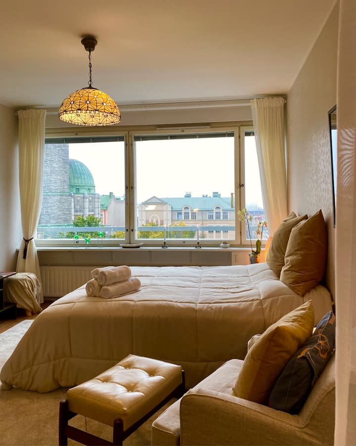 Suloinen Huoneisto Kauniilla Näkymillä - Helsinki