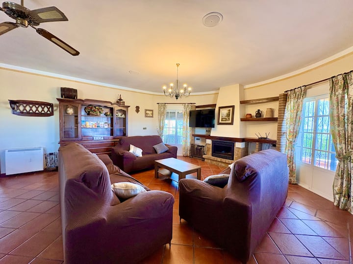 Villa Rústica Para 18 Personas - Dolores, Spain