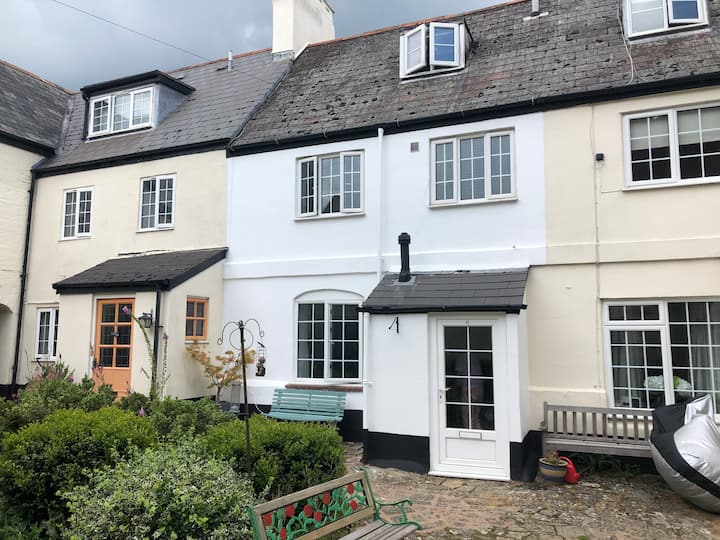 Quaint Cottage For Up To6 In The Centre Of Topsham - Exeter