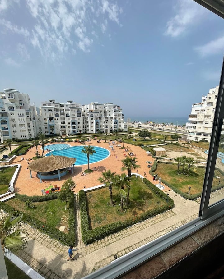 Seaside Family Getaway With Pool - Martil