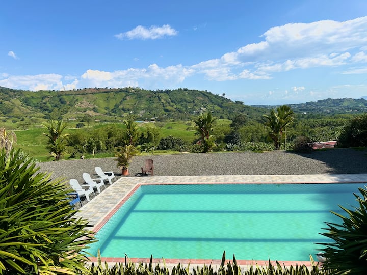 Finca Familiar Ideal Para Eventos - Marsella