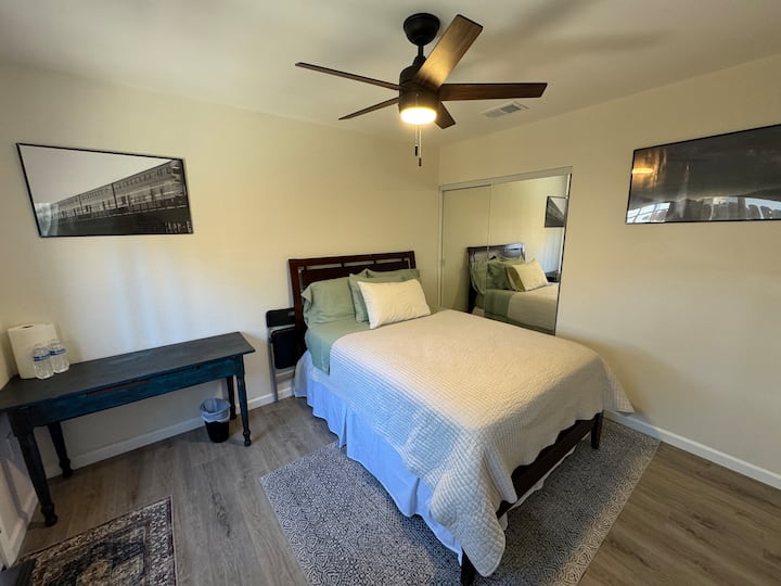 Guest Suite: Private Entrance, Bathroom & Bedroom - Santa Barbara, CA