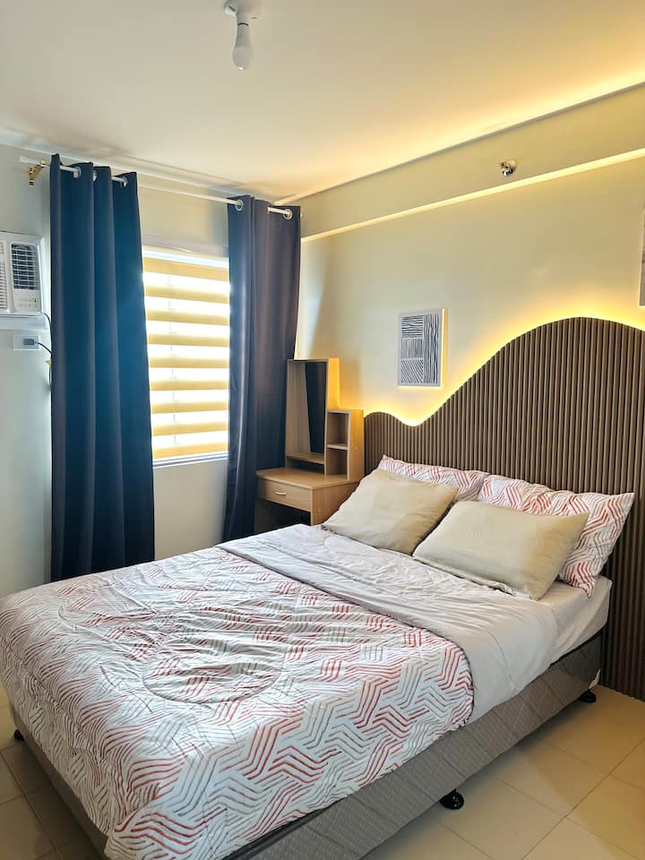 Modest Condo Getaway | Sea & City Access - Dumaguete