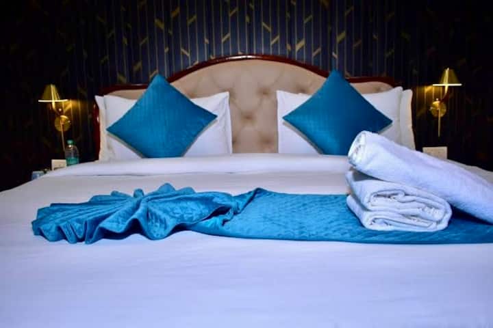 Ratan Villa - Near Kashi Vishwanath Temple & Ghats - ワーラーナシー
