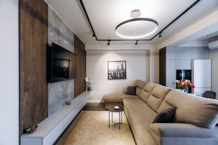 Stylish Ultra Central Apt W/ Fast Wi-fi, Ac - Chișinău