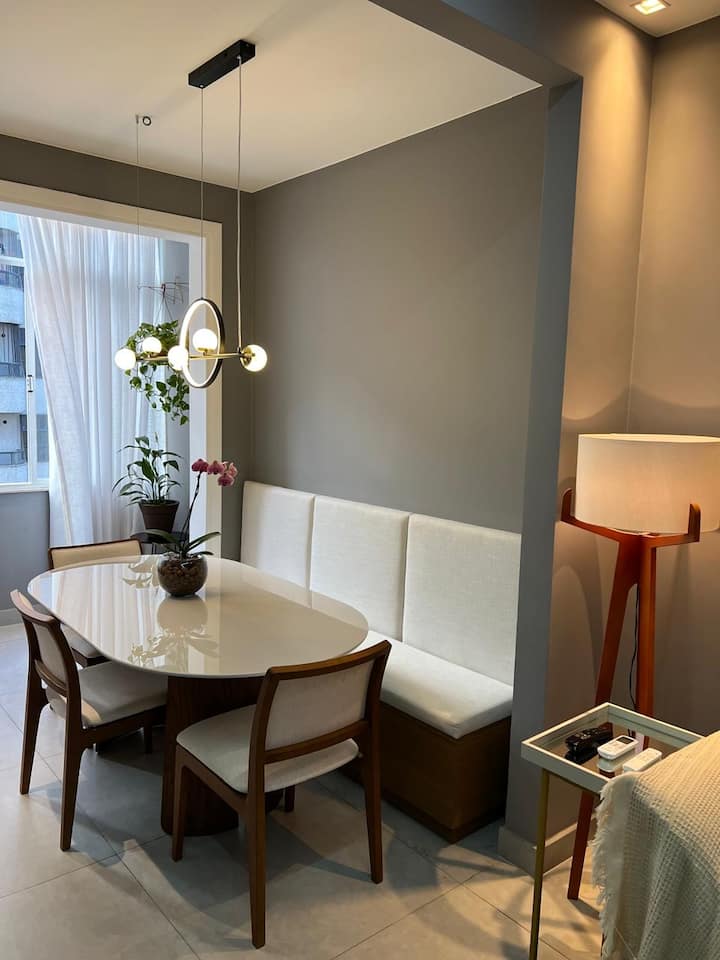 Lindo Apartamento Recém Reformado Em Copacabana. - Ipanema