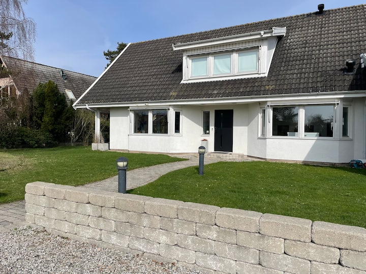 Lækker Badestrand 250 M! - Höllviken