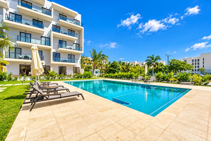 Tropical Suite | Pool & Lake Downtown Punta Cana - Punta Cana