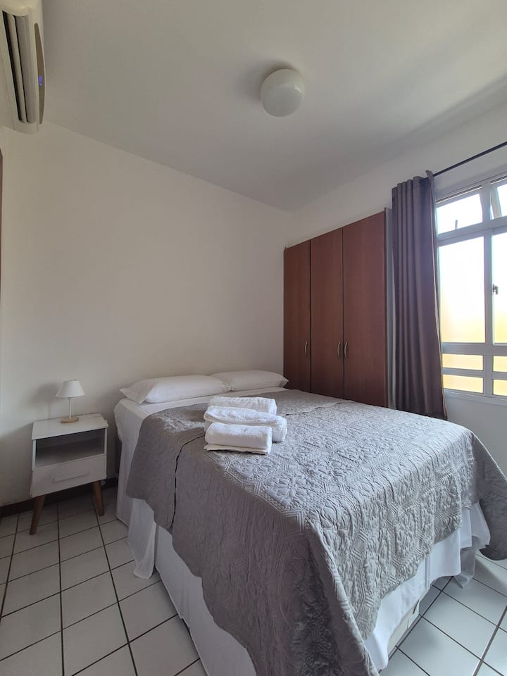 Flat Condomínio Em Brasília à 2km Do Centro. - Brasília