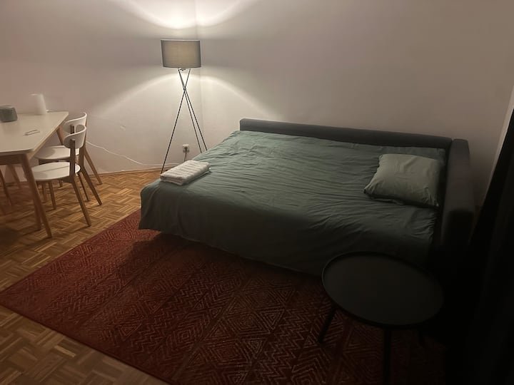 Lovely Stay Close To City Center - Munich