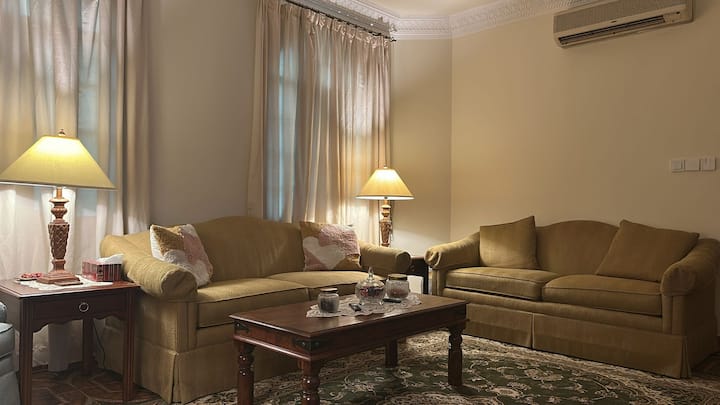 Lovely Omani Home. Peaceful Oasis In The City. - Muscat