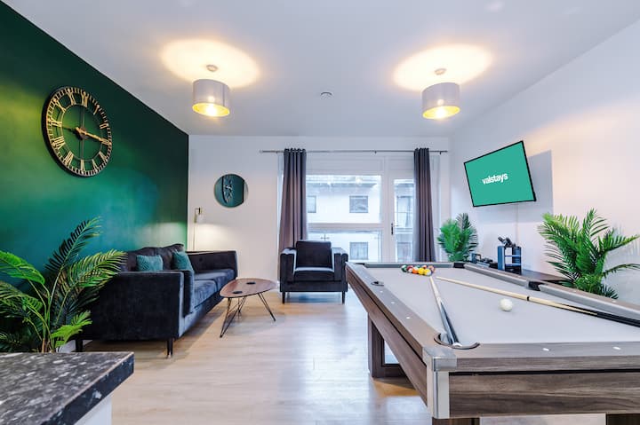 *Luxe City Break*| Free Parking | Pool Table | Ps4 - Mánchester