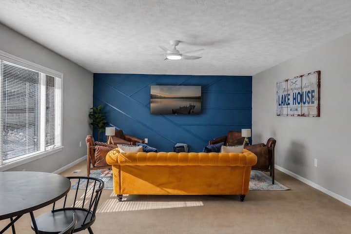 Renovated 5br • Barkley Lake Getaway - Cadiz, KY