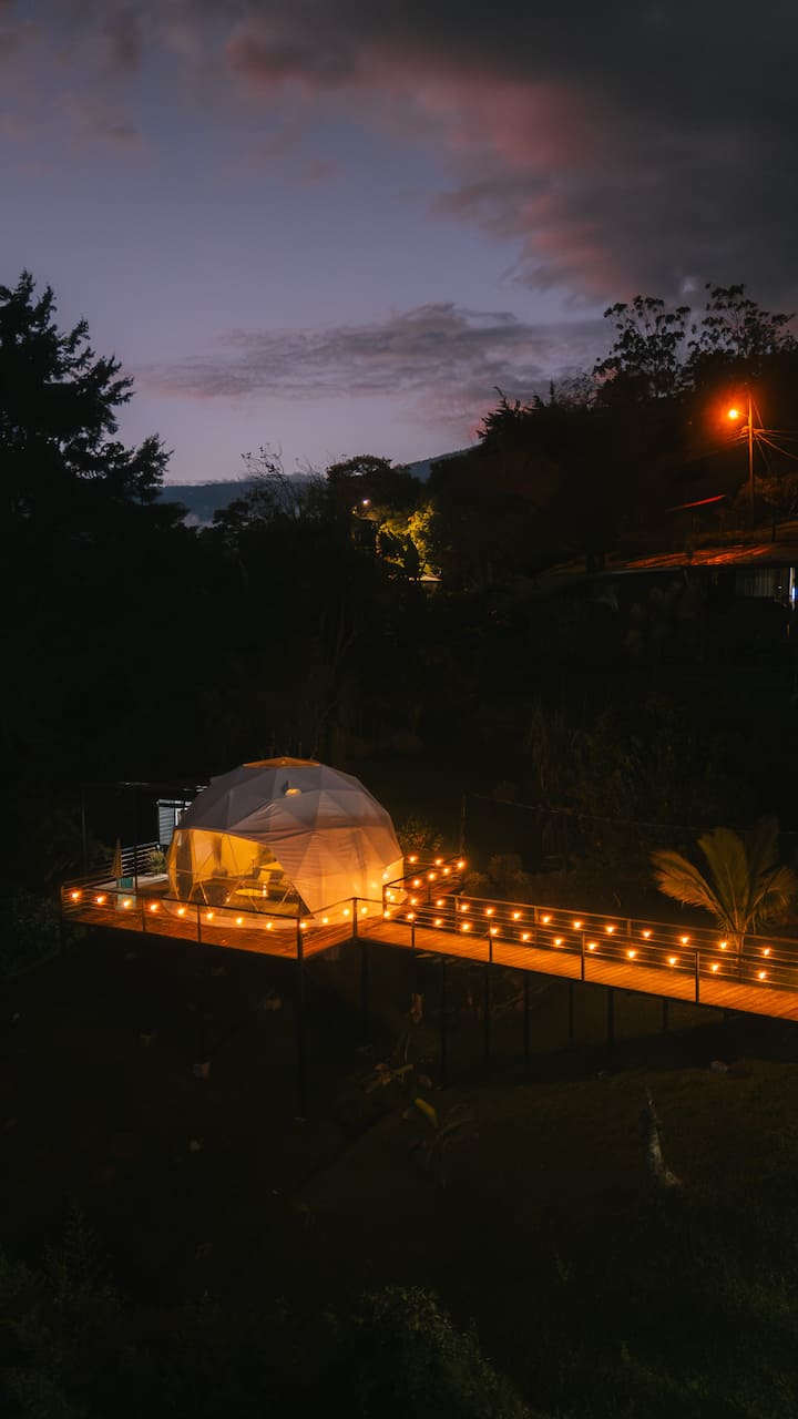 Domo Con Espectacular Vista - Turrialba