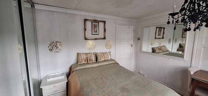 Comfortable Room Near The Beach - Gosport