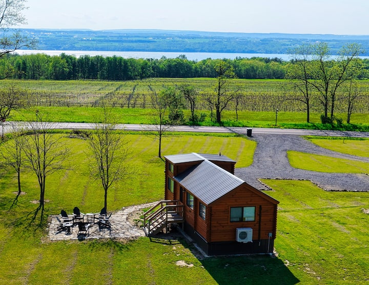 Finger Lakes Cabin #2, Vineyards, Sunsets & More! - Finger Lakes, NY