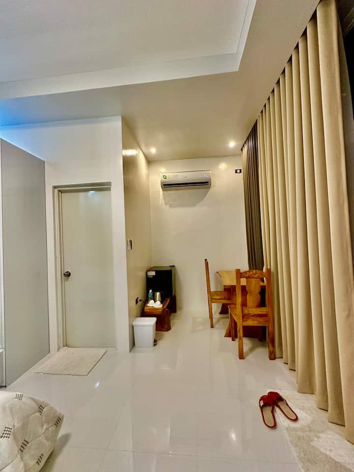 New B&b With Wi-fi And Netflix - Bauan