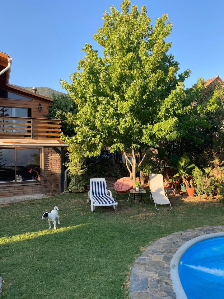 Casa Rústica Con Piscina. - Quillota