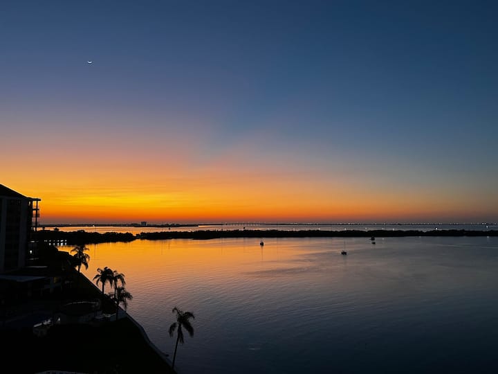 Your Coastal Oasis Awaits! - 聖彼德斯堡