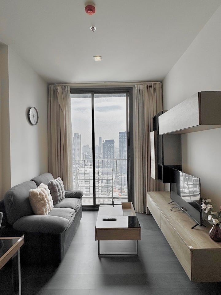 City View Comfortable Room 300m From Bts Asok - Thailand