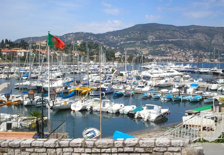 Entre Le Port Et La Plage - Saint-Jean-Cap-Ferrat