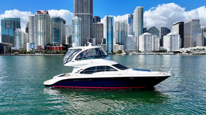 Luxurious Floating Apartment! - Miami Beach, FL