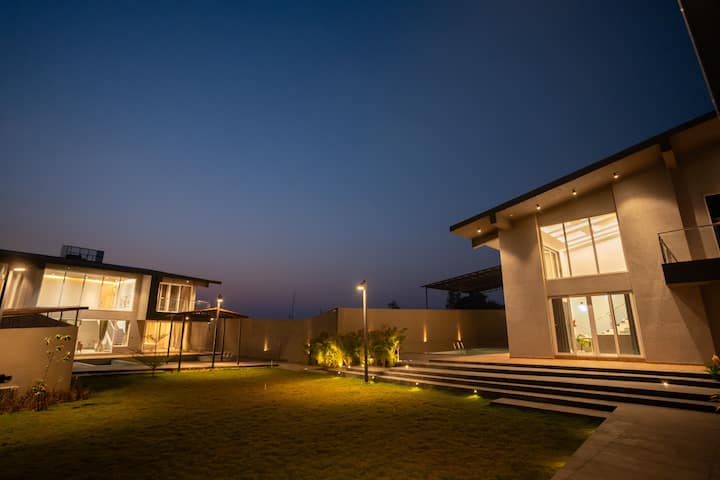 Travalong Tatva 10 Bhk Pool Villa - Igatpuri
