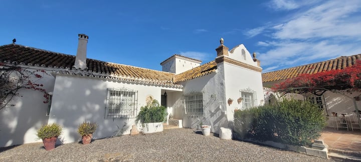 Correa Cottage - Marbella