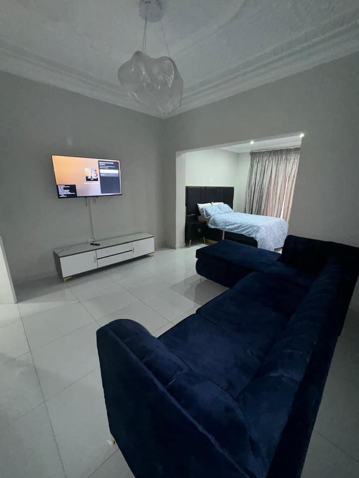 Goldman Living - Soweto