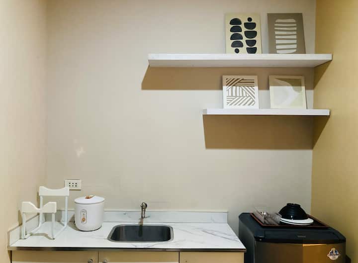 Boboy's Studio 1 With Kitchen - Dumaguete