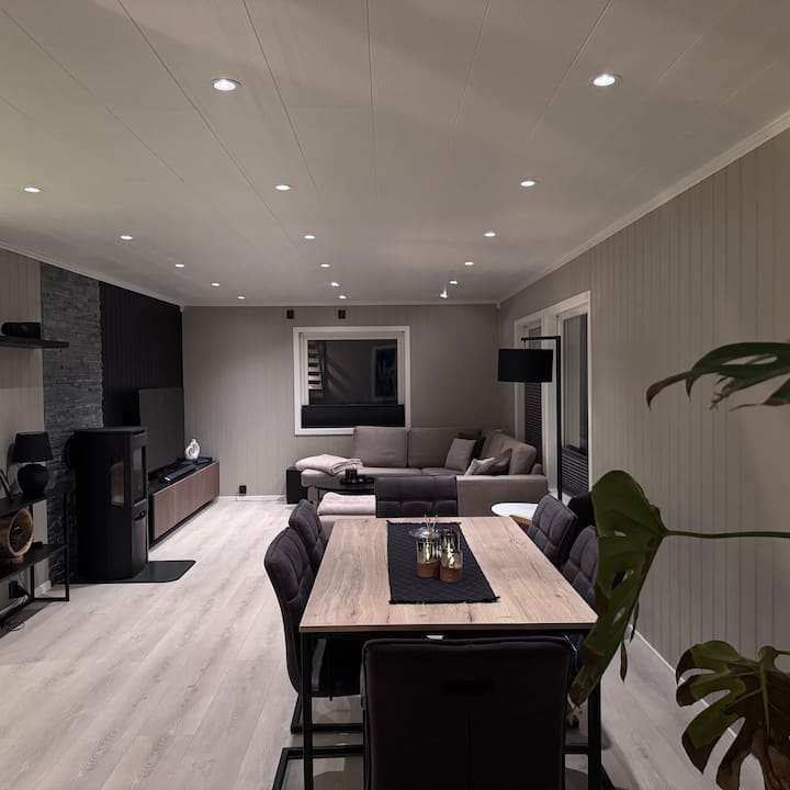 Naturnært Hjem Med Kort Vei Til Sentrum. - Rognan