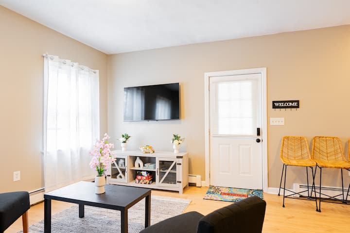 Cozy 4b Boston|mins From Tufts|harvard|casino - 莫爾登