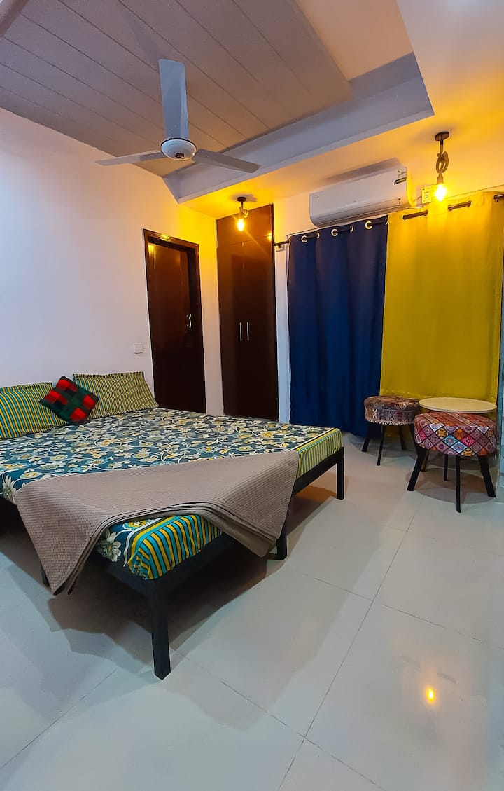 Travellers Den/1 Bed Apartment In H13 - Islamabad