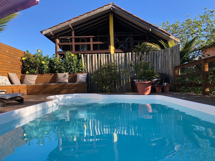 Bangalô Com Piscina, 3km Da Praia Do Moçambique - Brazil